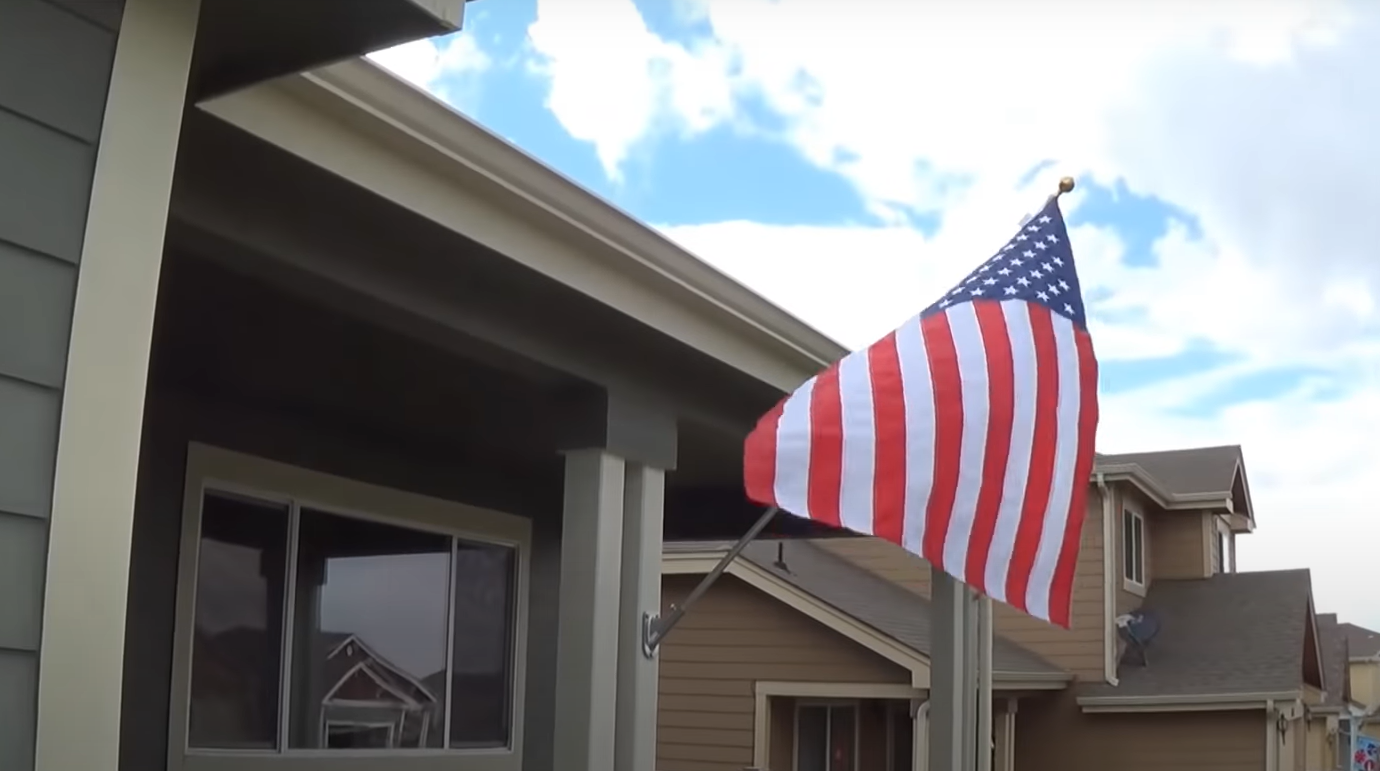 Top 5 Best American Flags [September 2025 Review] - WindChimesGuide